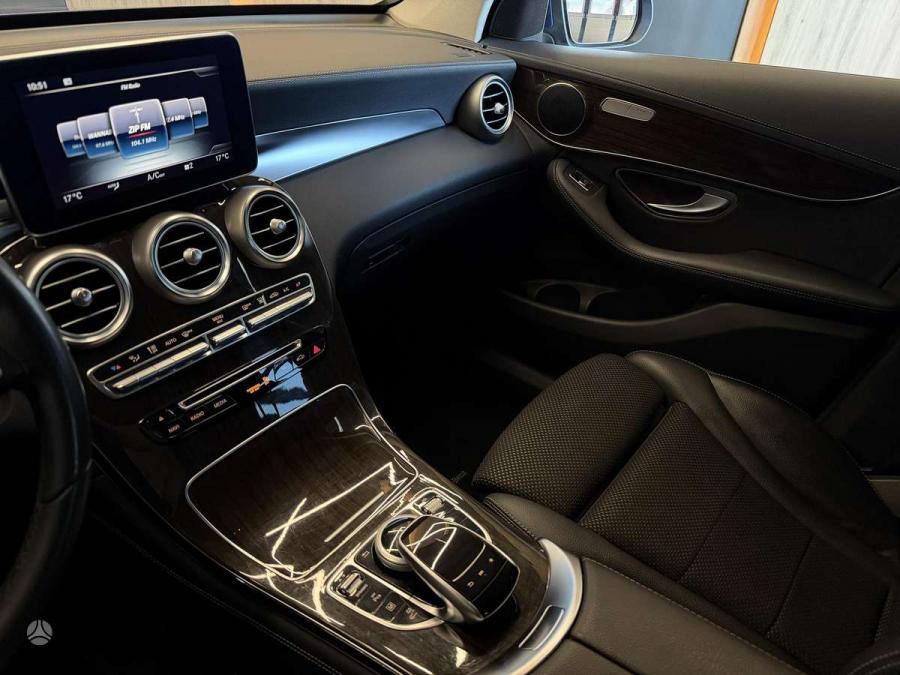 Zils Mercedes-Benz GLC 350 2016 Kauņa, ar dzinēja tilpumu 1.99 L un nobraukumu 96 tūkst. km par 20490 €, foto 19 vietnē AUTOMOTO.COM.LV
