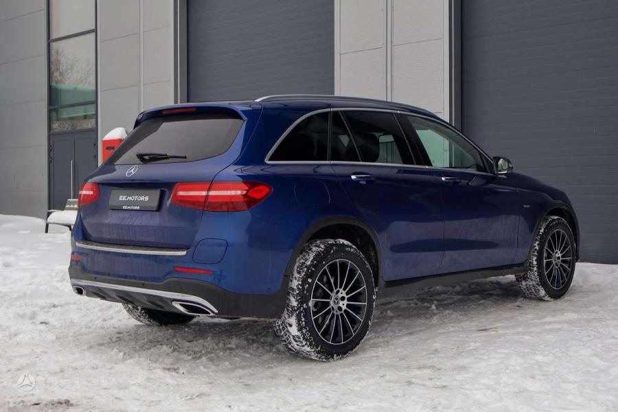 Zils Mercedes-Benz GLC 350 2017 Kauņa, ar dzinēja tilpumu 1.99 L un nobraukumu 119 tūkst. km par 21999 €, foto 12 vietnē AUTOMOTO.COM.LV