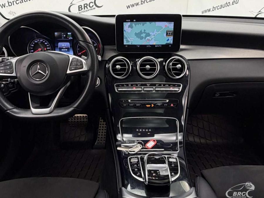 Blue Mercedes-Benz GLC 350 2017 in Vilnius, with an engine capacity of 1.99 L and mileage of 183 thousand km for 15900 €, photo 17 on AUTOMOTO.COM.LV