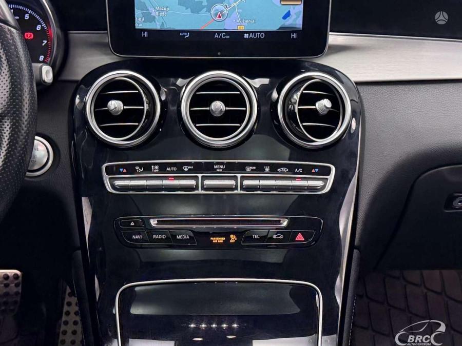 Blue Mercedes-Benz GLC 350 2017 in Vilnius, with an engine capacity of 1.99 L and mileage of 183 thousand km for 15900 €, photo 19 on AUTOMOTO.COM.LV