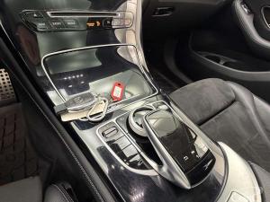 Blue Mercedes-Benz GLC 350 2017 in Vilnius, with an engine capacity of 1.99 L and mileage of 183 thousand km for 15900 €, photo 28 on AUTOMOTO.COM.LV