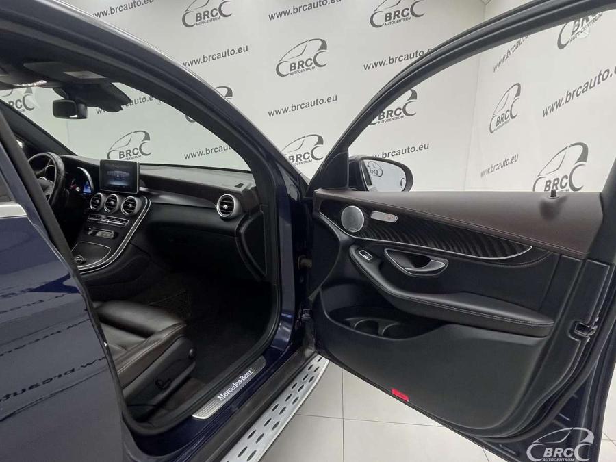 Blue Mercedes-Benz GLC 350 2017 in Vilnius, with an engine capacity of 2.99 L and mileage of 150 thousand km for 27900 €, photo 10 on AUTOMOTO.COM.LV