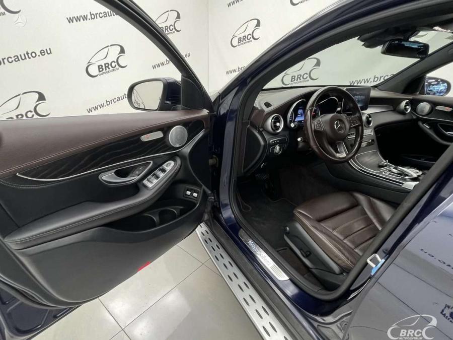 Blue Mercedes-Benz GLC 350 2017 in Vilnius, with an engine capacity of 2.99 L and mileage of 150 thousand km for 27900 €, photo 21 on AUTOMOTO.COM.LV