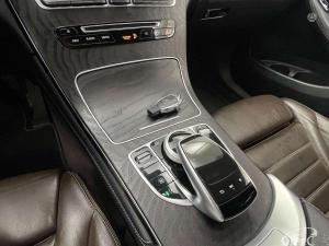 Blue Mercedes-Benz GLC 350 2017 in Vilnius, with an engine capacity of 2.99 L and mileage of 150 thousand km for 27900 €, photo 29 on AUTOMOTO.COM.LV