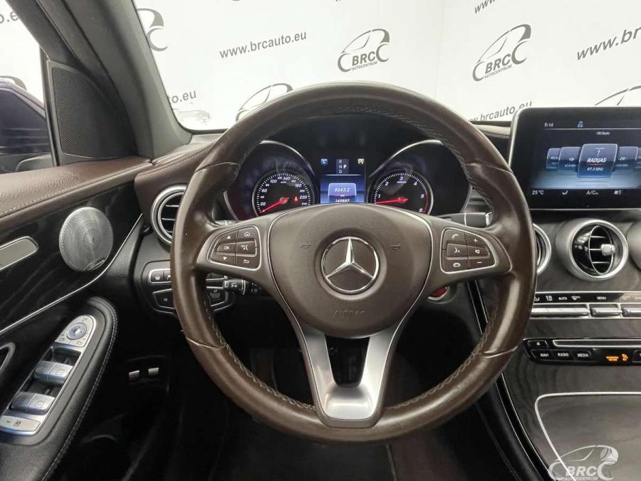 Blue Mercedes-Benz GLC 350 2017 in Vilnius, with an engine capacity of 2.99 L and mileage of 150 thousand km for 27900 €, photo 31 on AUTOMOTO.COM.LV