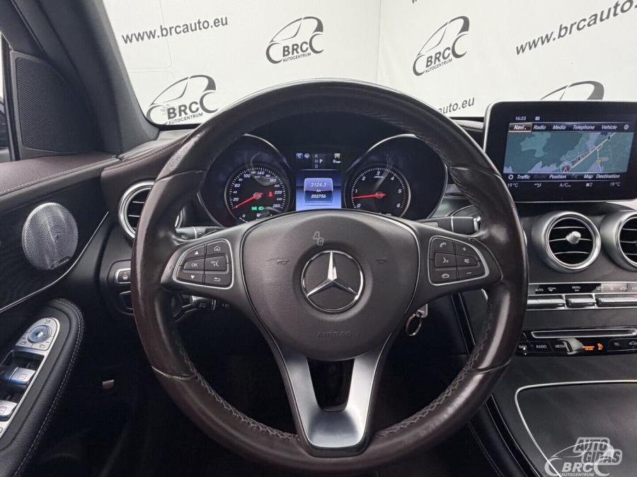 Синий Мерседес GLC 350 2018 в Авиженяй, объемом двигателя 3.00 л и пробегом 203 тыс. км за 21900 €, фото 32 на AUTOMOTO.COM.LV