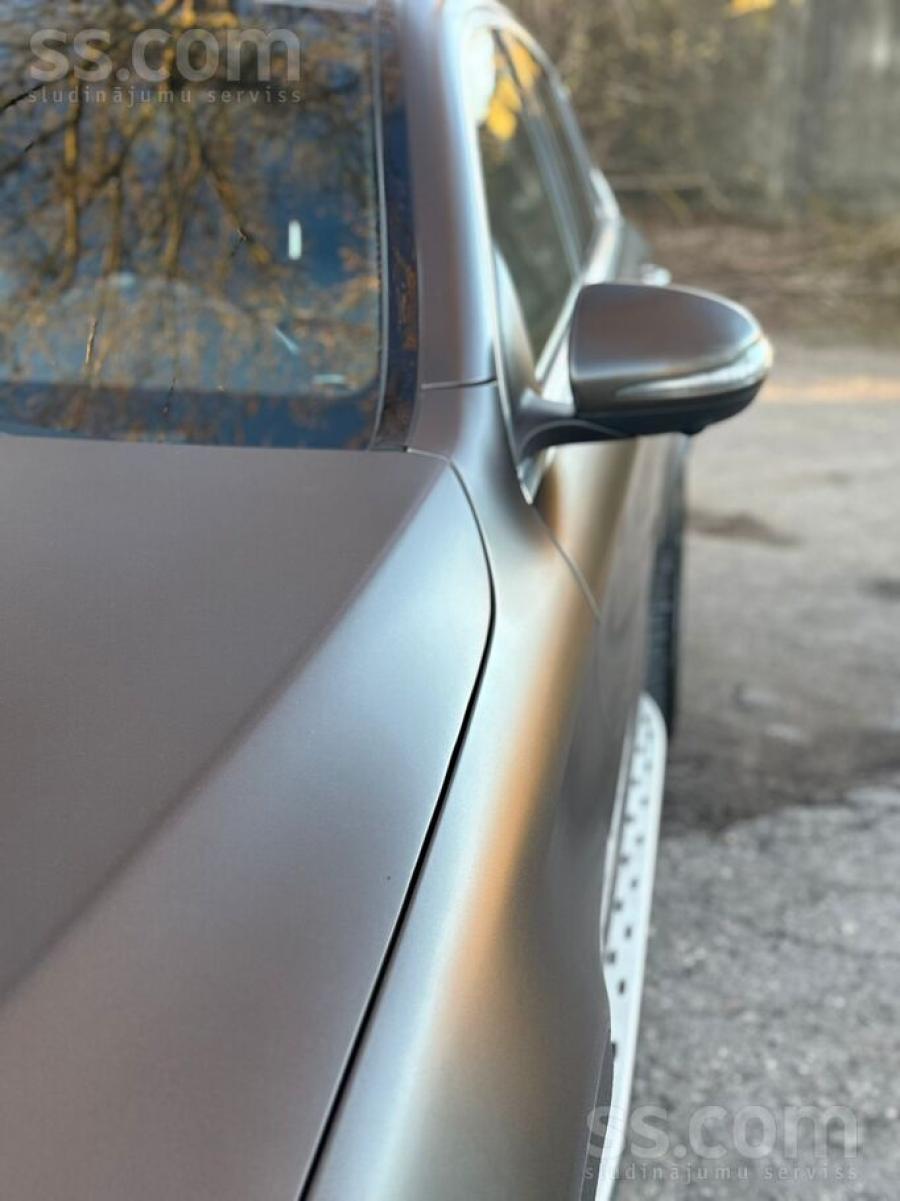 Brown Mercedes-Benz GLC 350 2017 in Jelgava, with an engine capacity of 3.00 L and mileage of 0 thousand km for 20500 €, photo 9 on AUTOMOTO.COM.LV