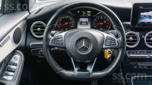 Brown Mercedes-Benz GLC 350 2017 in Riga, with an engine capacity of 2.00 L and mileage of 258 thousand km for 16990 €, photo 14 on AUTOMOTO.COM.LV