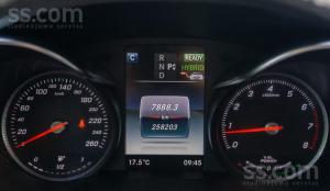 Brown Mercedes-Benz GLC 350 2017 in Riga, with an engine capacity of 2.00 L and mileage of 258 thousand km for 16990 €, photo 23 on AUTOMOTO.COM.LV