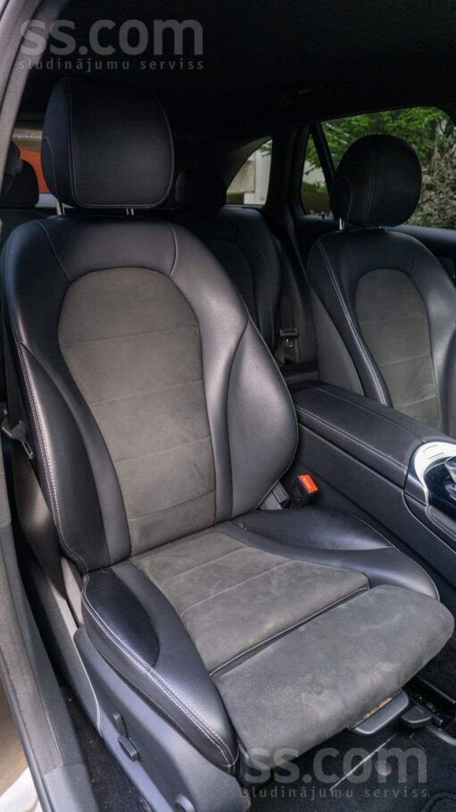 Brown Mercedes-Benz GLC 350 2017 in Riga, with an engine capacity of 2.00 L and mileage of 258 thousand km for 16990 €, photo 26 on AUTOMOTO.COM.LV