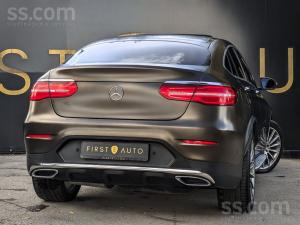 Brūns Mercedes-Benz GLC 350 2017 Tukums, ar dzinēja tilpumu 3.00 L un nobraukumu 0 tūkst. km par 19990 €, foto 5 vietnē AUTOMOTO.COM.LV