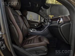 Brūns Mercedes-Benz GLC 350 2017 Tukums, ar dzinēja tilpumu 3.00 L un nobraukumu 0 tūkst. km par 19990 €, foto 8 vietnē AUTOMOTO.COM.LV