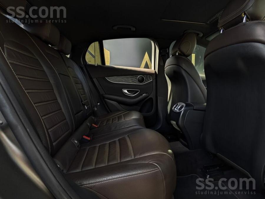 Brūns Mercedes-Benz GLC 350 2017 Tukums, ar dzinēja tilpumu 3.00 L un nobraukumu 0 tūkst. km par 19990 €, foto 9 vietnē AUTOMOTO.COM.LV