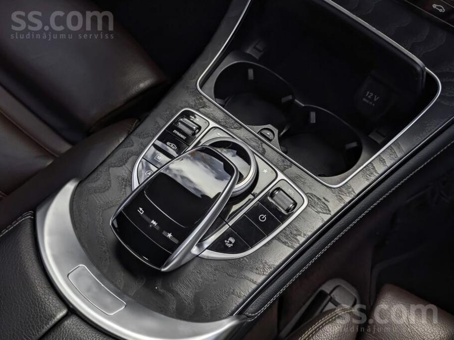 Brūns Mercedes-Benz GLC 350 2017 Tukums, ar dzinēja tilpumu 3.00 L un nobraukumu 0 tūkst. km par 19990 €, foto 16 vietnē AUTOMOTO.COM.LV