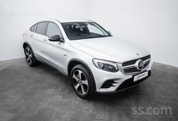 Mercedes-Benz GLC 350 2018 in Tallinn, with an engine capacity of 2.00 L and mileage of 128 thousand km for 25999 €, photo 3 on AUTOMOTO.COM.LV