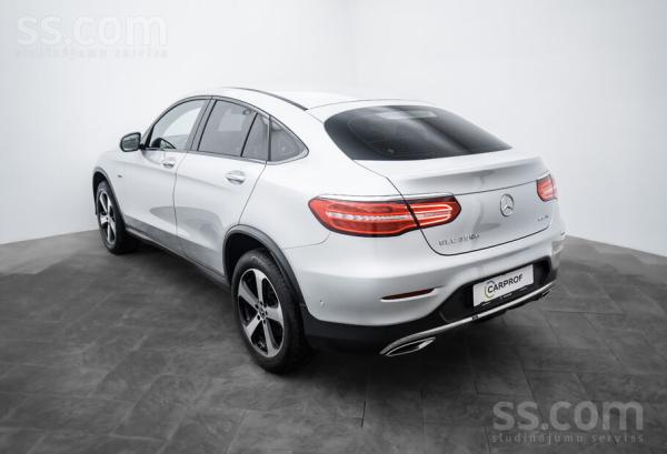Mercedes-Benz GLC 350 2018 in Tallinn, with an engine capacity of 2.00 L and mileage of 128 thousand km for 25999 €, photo 6 on AUTOMOTO.COM.LV
