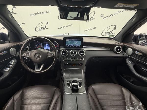 Mercedes-Benz GLC 350 2018 in Vilnius, with an engine capacity of 2.99 L and mileage of 203 thousand km for 21900 €, photo 3 on AUTOMOTO.COM.LV