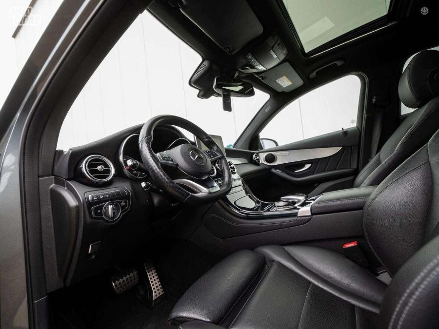 Mercedes-Benz GLC 350 2018 in Marijampole, with an engine capacity of 3.00 L and mileage of 205 thousand km for 28250 €, photo 22 on AUTOMOTO.COM.LV