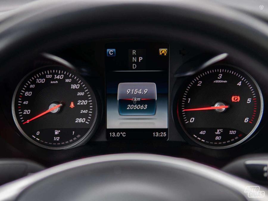 Mercedes-Benz GLC 350 2018 in Marijampole, with an engine capacity of 3.00 L and mileage of 205 thousand km for 28250 €, photo 31 on AUTOMOTO.COM.LV