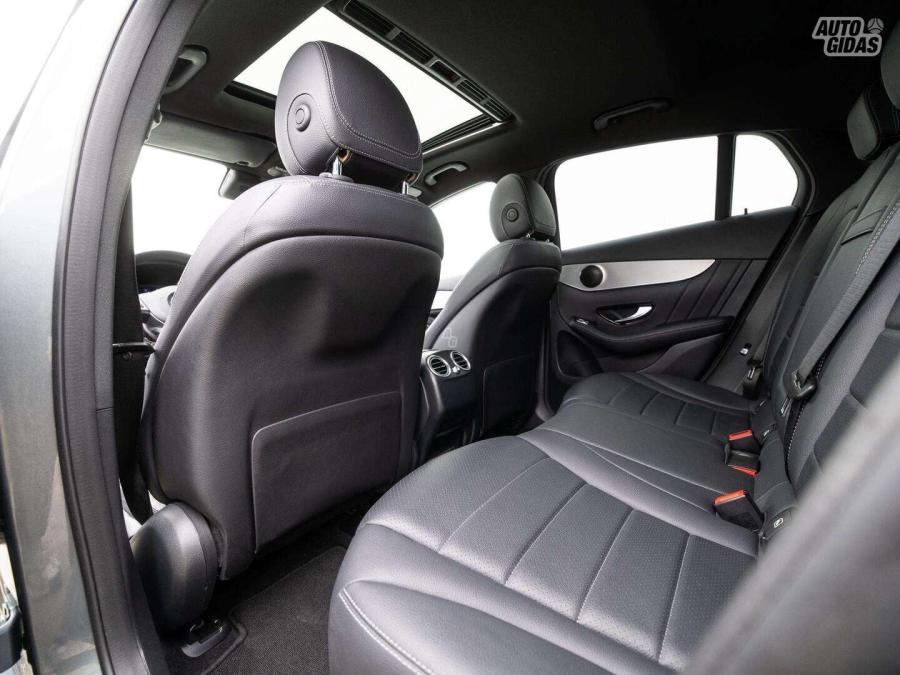 Mercedes-Benz GLC 350 2018 in Marijampole, with an engine capacity of 3.00 L and mileage of 205 thousand km for 28250 €, photo 33 on AUTOMOTO.COM.LV