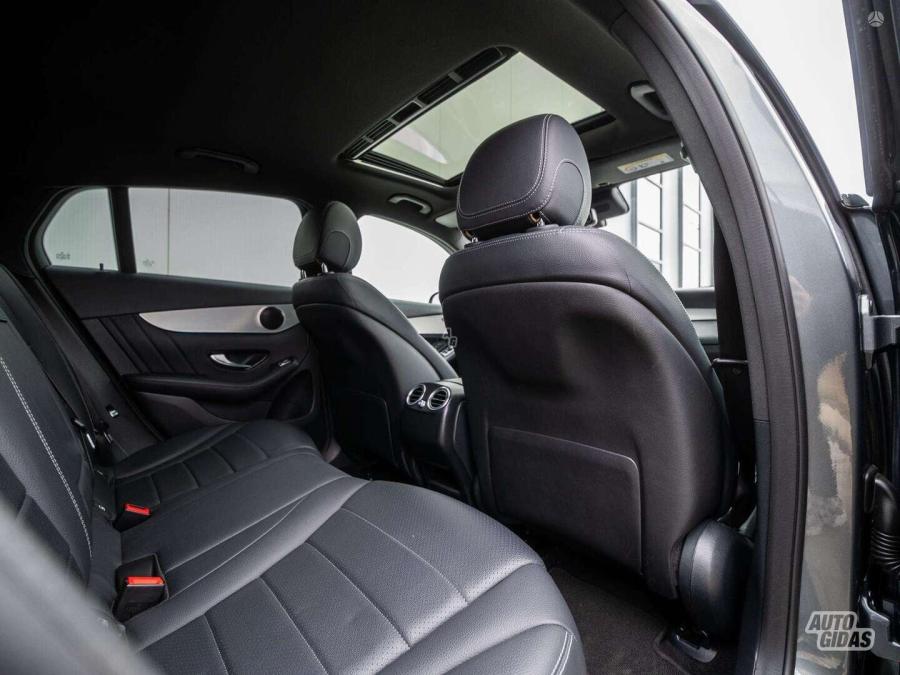 Mercedes-Benz GLC 350 2018 in Marijampole, with an engine capacity of 3.00 L and mileage of 205 thousand km for 28250 €, photo 35 on AUTOMOTO.COM.LV