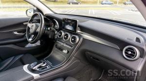 Pelēks Mercedes-Benz GLC 350 2017 Rīga, ar dzinēja tilpumu 2.00 L un nobraukumu 198 tūkst. km par 21990 €, foto 12 vietnē AUTOMOTO.COM.LV
