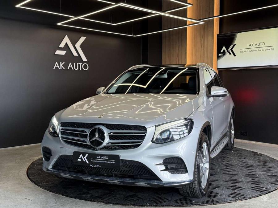Pelēks Mercedes-Benz GLC 350 2016 Kauņa, ar dzinēja tilpumu 1.99 L un nobraukumu 161 tūkst. km par 21990 €, foto 6 vietnē AUTOMOTO.COM.LV