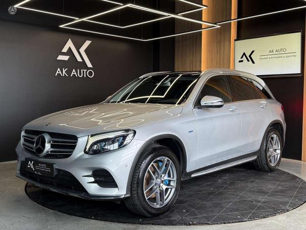Mercedes-Benz GLC 350 2016 Kauņa vietnē Pelēks Mercedes-Benz GLC 350 2016 Kauņa, ar dzinēja tilpumu 1.99 L un nobraukumu 161 tūkst. km par 21990 €, foto 7 vietnē AUTOMOTO.COM.LV