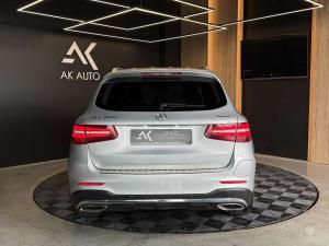 Pelēks Mercedes-Benz GLC 350 2016 Kauņa, ar dzinēja tilpumu 1.99 L un nobraukumu 161 tūkst. km par 21990 €, foto 10 vietnē AUTOMOTO.COM.LV