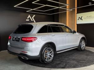 Pelēks Mercedes-Benz GLC 350 2016 Kauņa, ar dzinēja tilpumu 1.99 L un nobraukumu 161 tūkst. km par 21990 €, foto 12 vietnē AUTOMOTO.COM.LV