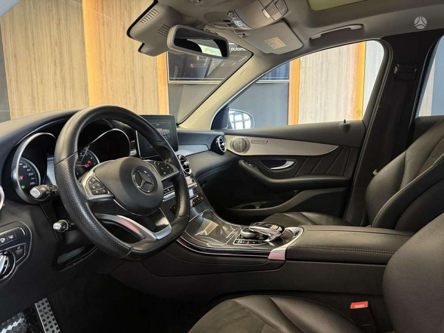 Pelēks Mercedes-Benz GLC 350 2016 Kauņa, ar dzinēja tilpumu 1.99 L un nobraukumu 161 tūkst. km par 21990 €, foto 13 vietnē AUTOMOTO.COM.LV