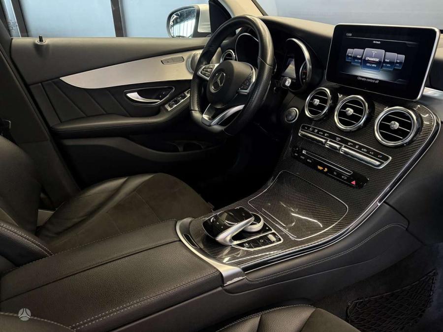 Pelēks Mercedes-Benz GLC 350 2016 Kauņa, ar dzinēja tilpumu 1.99 L un nobraukumu 161 tūkst. km par 21990 €, foto 17 vietnē AUTOMOTO.COM.LV