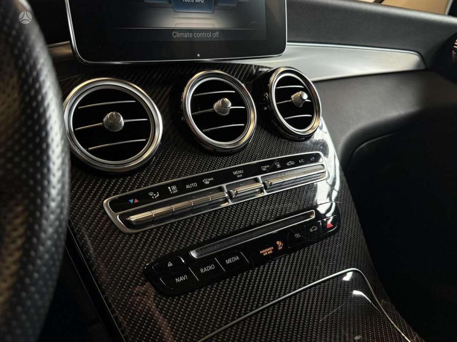 Pelēks Mercedes-Benz GLC 350 2016 Kauņa, ar dzinēja tilpumu 1.99 L un nobraukumu 161 tūkst. km par 21990 €, foto 23 vietnē AUTOMOTO.COM.LV