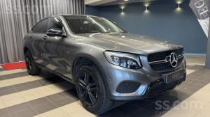 Pelēks Mercedes-Benz GLC 350 2017 Rīga, ar dzinēja tilpumu 2.00 L un nobraukumu 161 tūkst. km par 21990 €, foto 4 vietnē AUTOMOTO.COM.LV