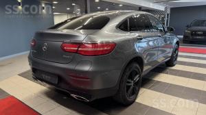 Pelēks Mercedes-Benz GLC 350 2017 Rīga, ar dzinēja tilpumu 2.00 L un nobraukumu 161 tūkst. km par 21990 €, foto 6 vietnē AUTOMOTO.COM.LV