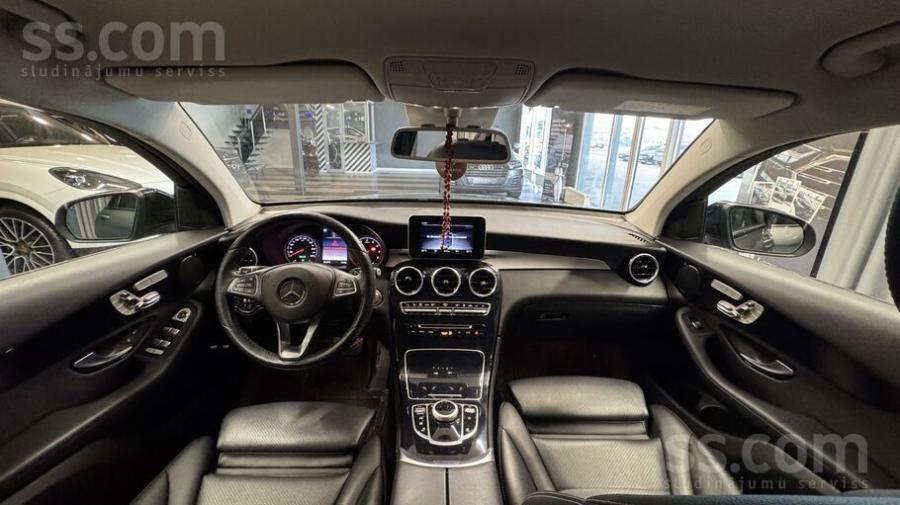 Pelēks Mercedes-Benz GLC 350 2017 Rīga, ar dzinēja tilpumu 2.00 L un nobraukumu 161 tūkst. km par 21990 €, foto 15 vietnē AUTOMOTO.COM.LV