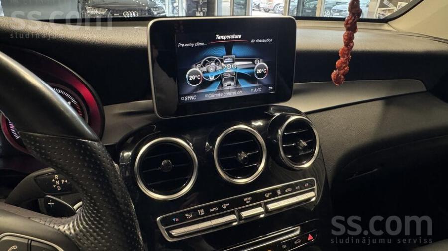 Pelēks Mercedes-Benz GLC 350 2017 Rīga, ar dzinēja tilpumu 2.00 L un nobraukumu 161 tūkst. km par 21990 €, foto 23 vietnē AUTOMOTO.COM.LV