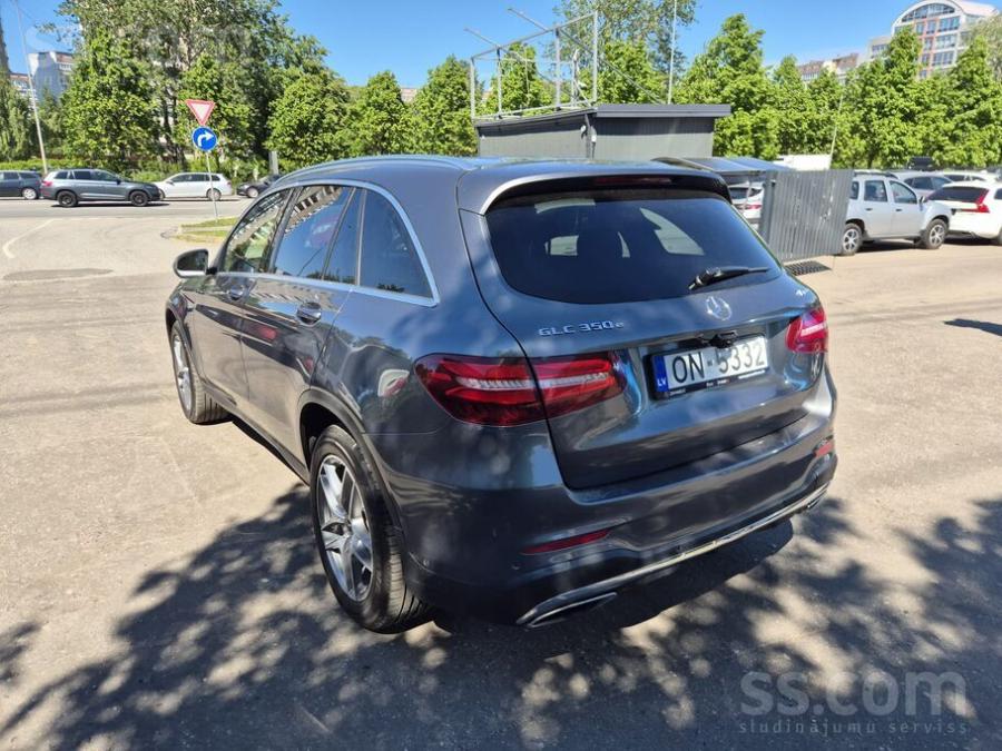 Pelēks Mercedes-Benz GLC 350 2017 Rīga, ar dzinēja tilpumu 2.00 L un nobraukumu 196 tūkst. km par 18990 €, foto 9 vietnē AUTOMOTO.COM.LV