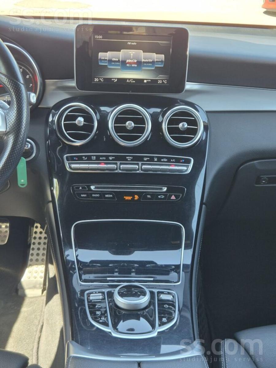 Pelēks Mercedes-Benz GLC 350 2017 Rīga, ar dzinēja tilpumu 2.00 L un nobraukumu 196 tūkst. km par 18990 €, foto 12 vietnē AUTOMOTO.COM.LV