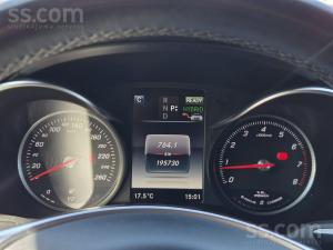 Pelēks Mercedes-Benz GLC 350 2017 Rīga, ar dzinēja tilpumu 2.00 L un nobraukumu 196 tūkst. km par 18990 €, foto 17 vietnē AUTOMOTO.COM.LV