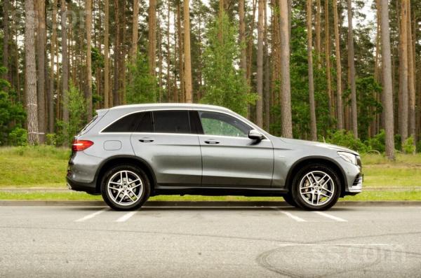 Grey Mercedes-Benz GLC 350 2017 in Riga, with an engine capacity of 2.00 L and mileage of 196 thousand km for 18990 €, photo 9 on AUTOMOTO.COM.LV