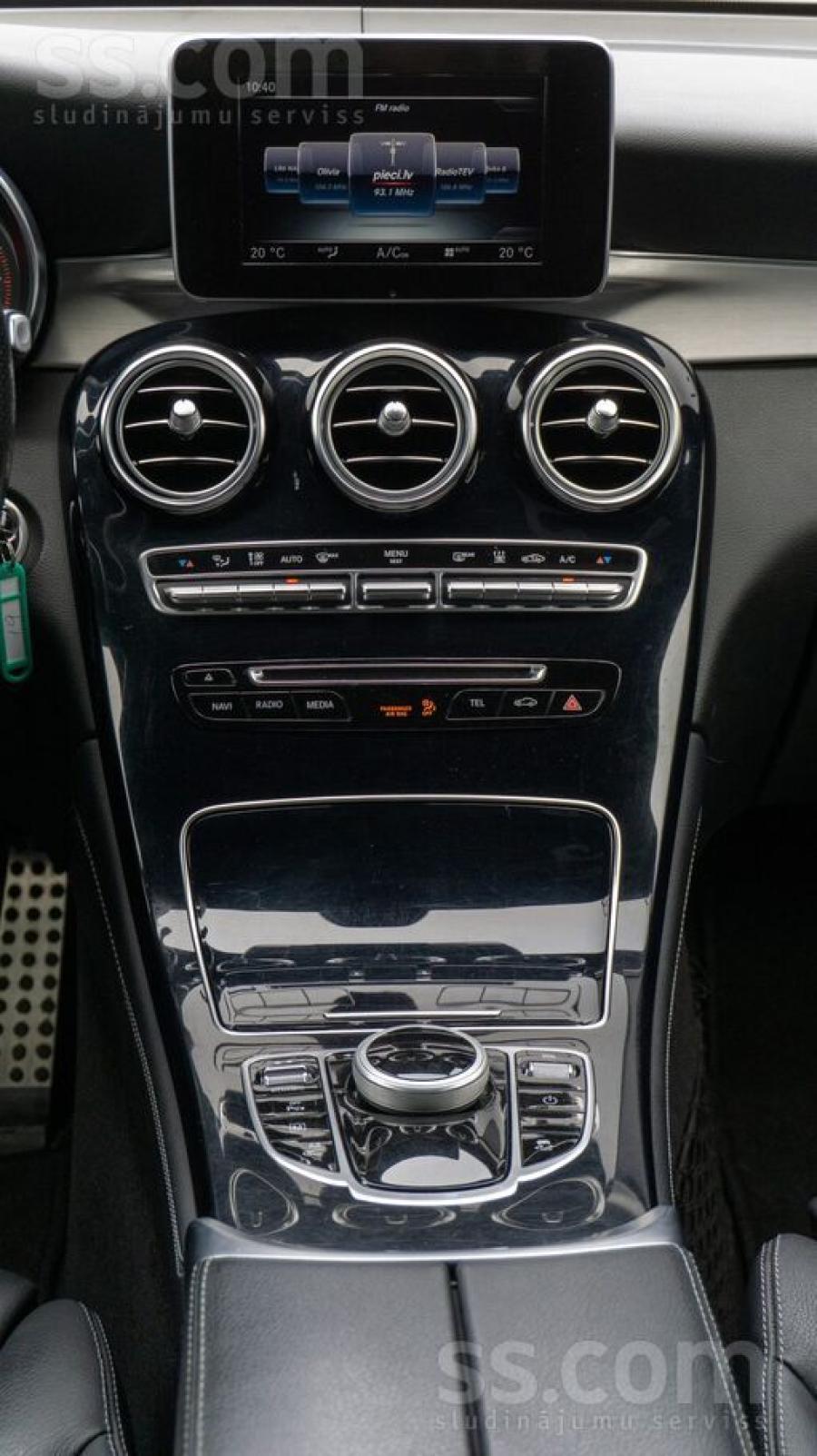 Pelēks Mercedes-Benz GLC 350 2017 Rīga, ar dzinēja tilpumu 2.00 L un nobraukumu 196 tūkst. km par 18990 €, foto 14 vietnē AUTOMOTO.COM.LV
