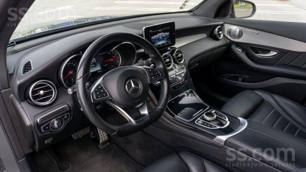 Grey Mercedes-Benz GLC 350 2017 in Riga, with an engine capacity of 2.00 L and mileage of 196 thousand km for 18990 €, photo 9 on AUTOMOTO.COM.LV