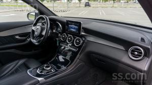 Grey Mercedes-Benz GLC 350 2017 in Riga, with an engine capacity of 2.00 L and mileage of 196 thousand km for 18990 €, photo 11 on AUTOMOTO.COM.LV