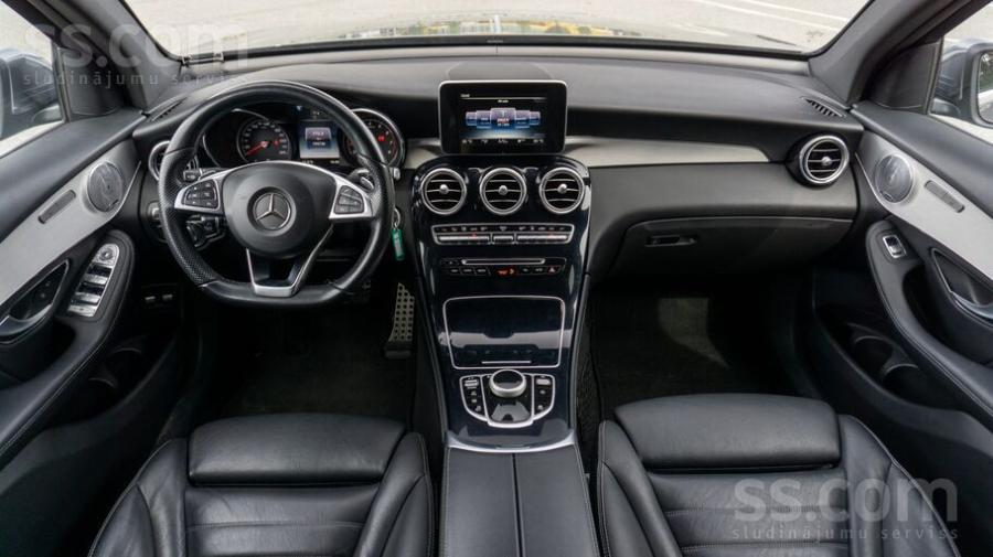 Grey Mercedes-Benz GLC 350 2017 in Riga, with an engine capacity of 2.00 L and mileage of 196 thousand km for 18990 €, photo 12 on AUTOMOTO.COM.LV