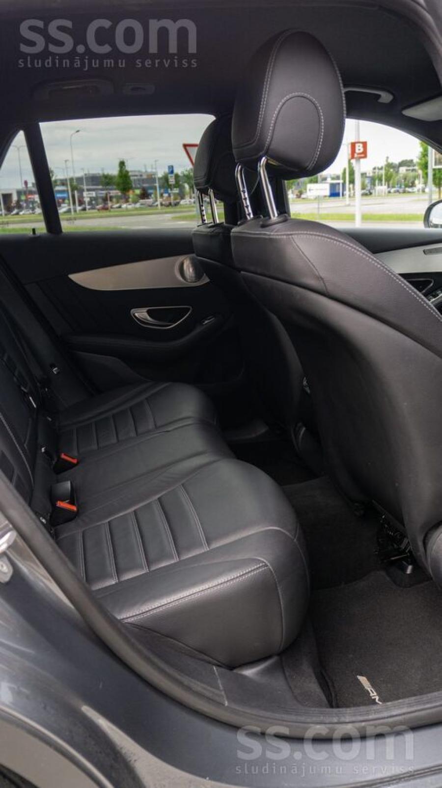 Grey Mercedes-Benz GLC 350 2017 in Riga, with an engine capacity of 2.00 L and mileage of 196 thousand km for 18990 €, photo 27 on AUTOMOTO.COM.LV