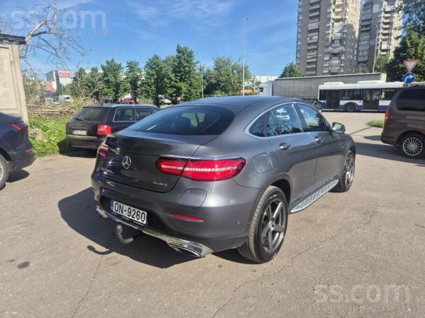 Grey Mercedes-Benz GLC 350 2017 in Riga, with an engine capacity of 2.00 L and mileage of 198 thousand km for 21990 €, photo 6 on AUTOMOTO.COM.LV