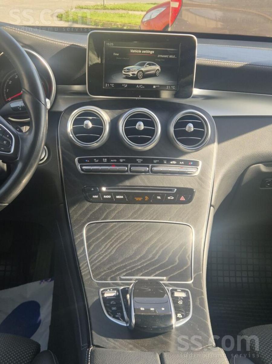 Pelēks Mercedes-Benz GLC 350 2017 Rīga, ar dzinēja tilpumu 2.00 L un nobraukumu 198 tūkst. km par 21990 €, foto 14 vietnē AUTOMOTO.COM.LV
