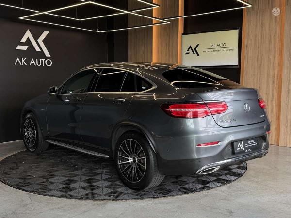 Pelēks Mercedes-Benz GLC 350 2017 Kauņa, ar dzinēja tilpumu 1.99 L un nobraukumu 201 tūkst. km par 26990 €, foto 8 vietnē AUTOMOTO.COM.LV