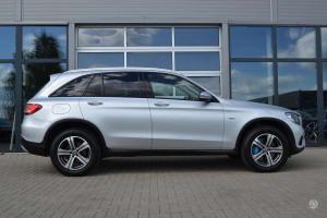 Pelēks Mercedes-Benz GLC 350 2017 Viļņa, ar dzinēja tilpumu 1.99 L un nobraukumu 232 tūkst. km par 16000 €, foto 6 vietnē AUTOMOTO.COM.LV
